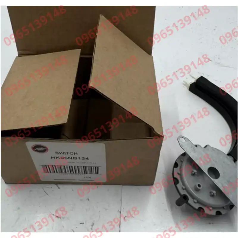 Công tắc áp suất Carrier HK06NB124 - Công ty Cổ Phần Smind