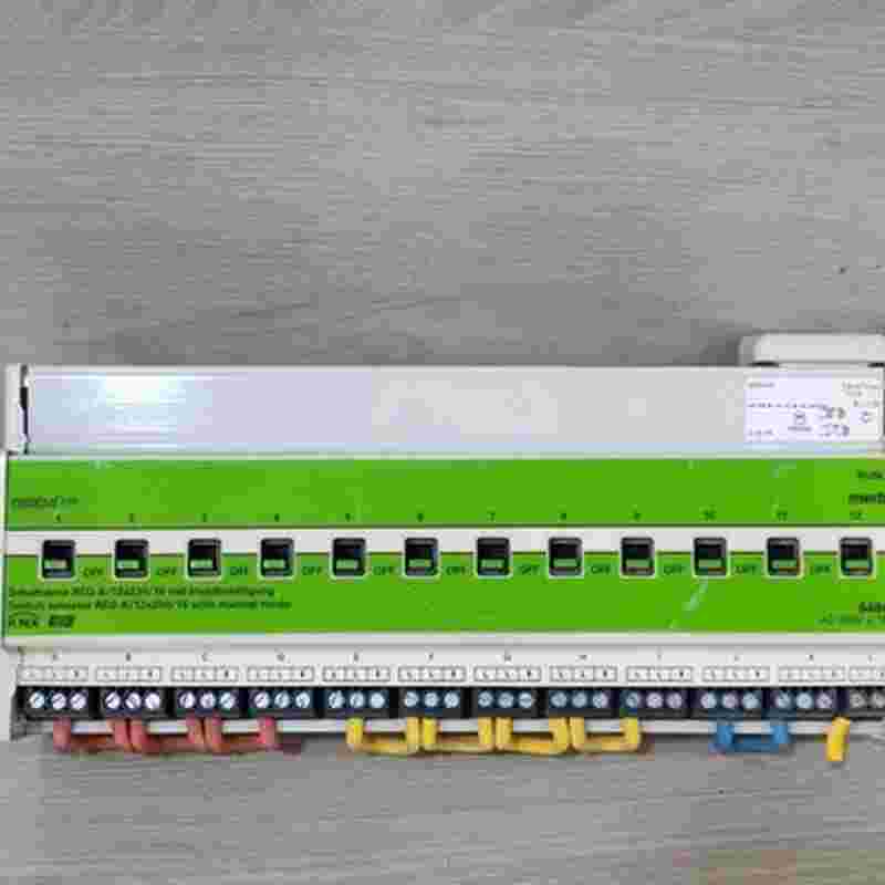 Merten 648493 KnxスイッチアクチュエータReg-K / 12X230 / 16 Ac 230V- #4c9c9c627 ...