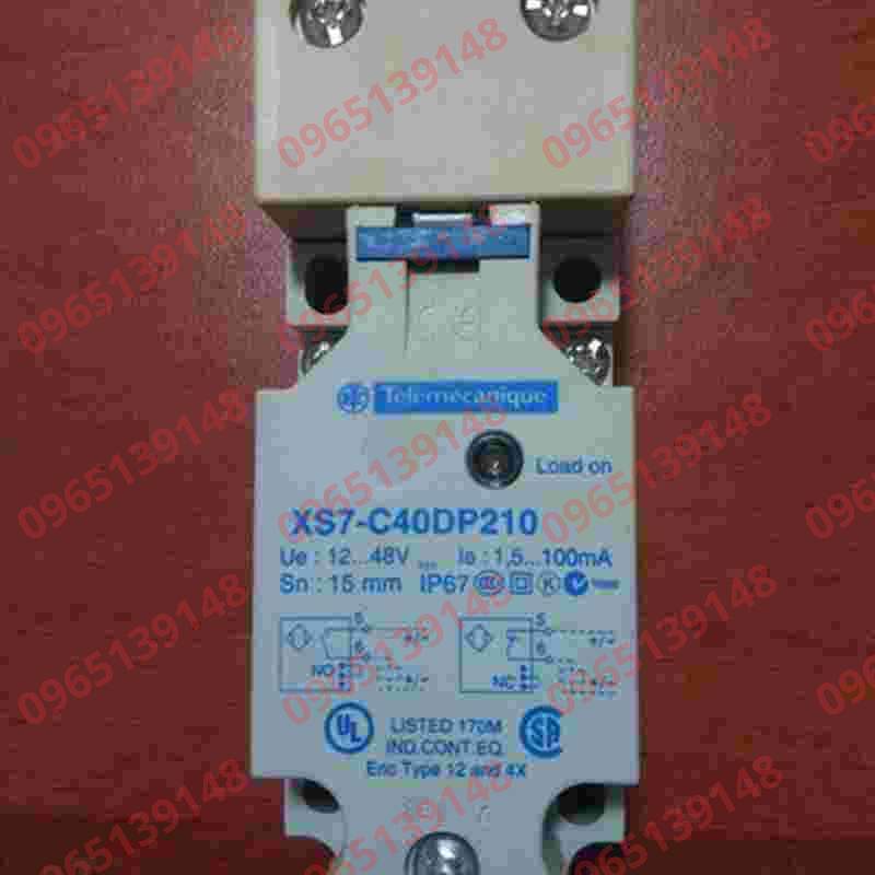 Công Tắc Từ Hãng Schneider Xs7C40Dp210 #31b2d239c - Công ty Cổ Phần Smind